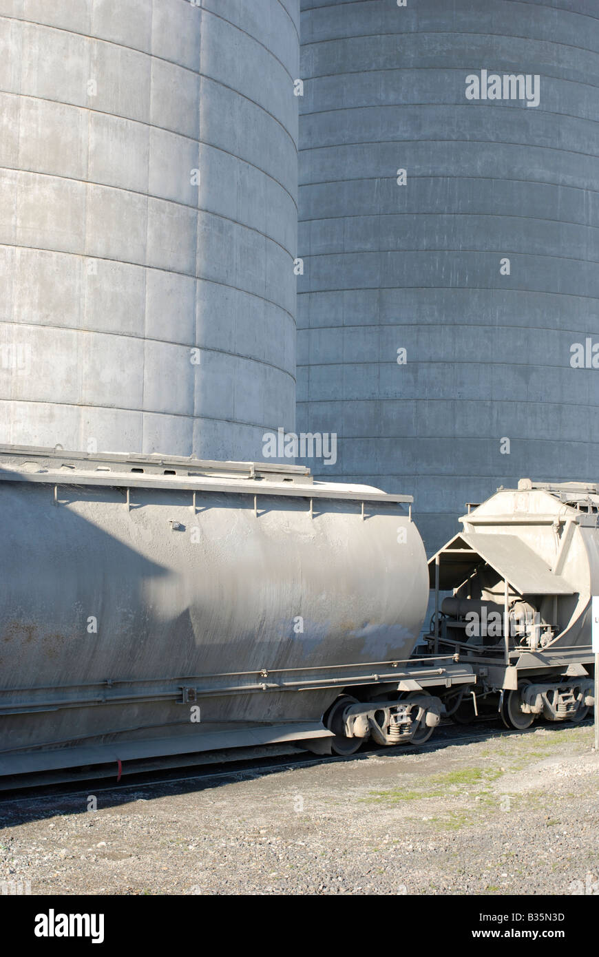 Cement wagons hi-res stock photography and images - Alamy