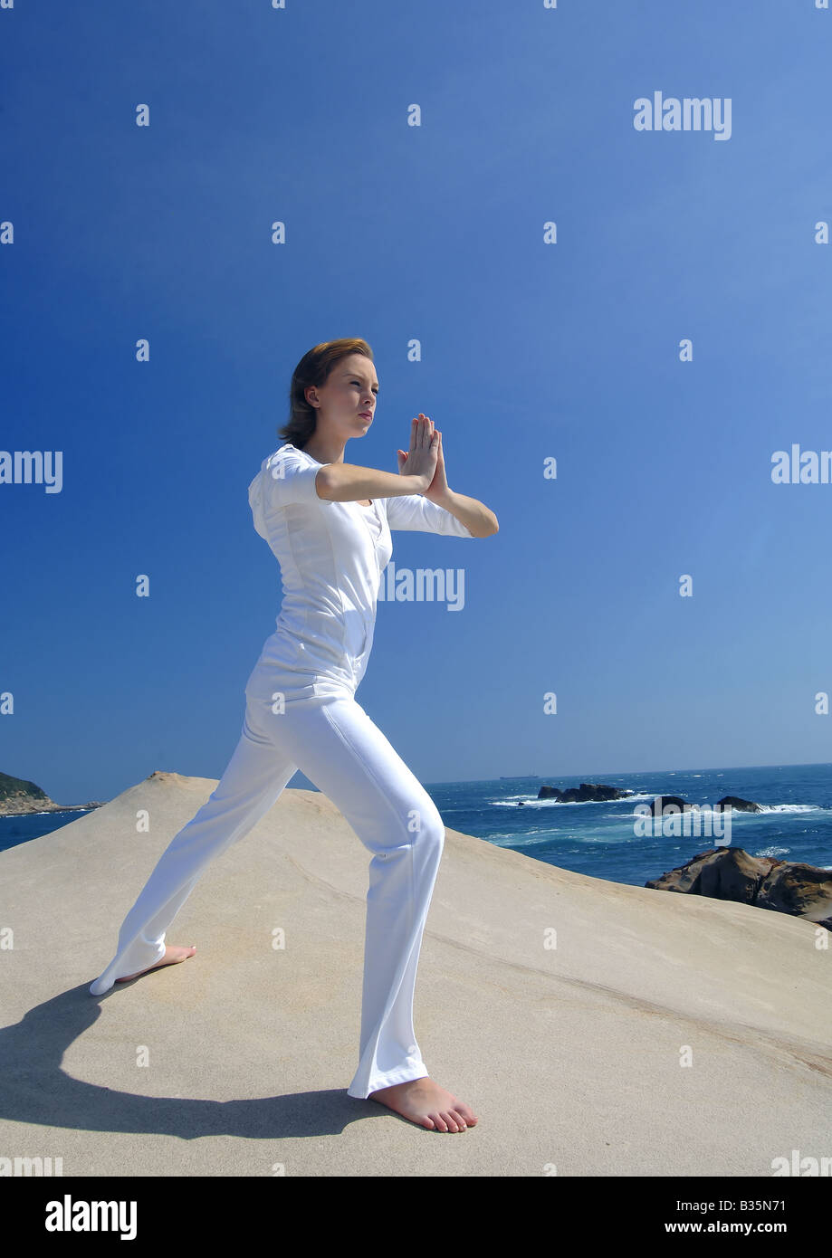 Prayer profile hi-res stock photography and images - Alamy