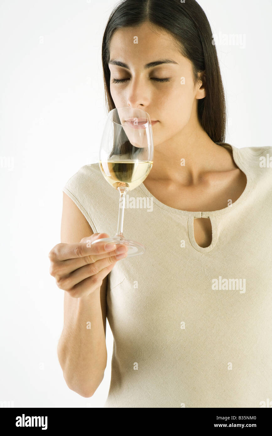 Woman aromas food smelling hi-res stock photography and images - Alamy