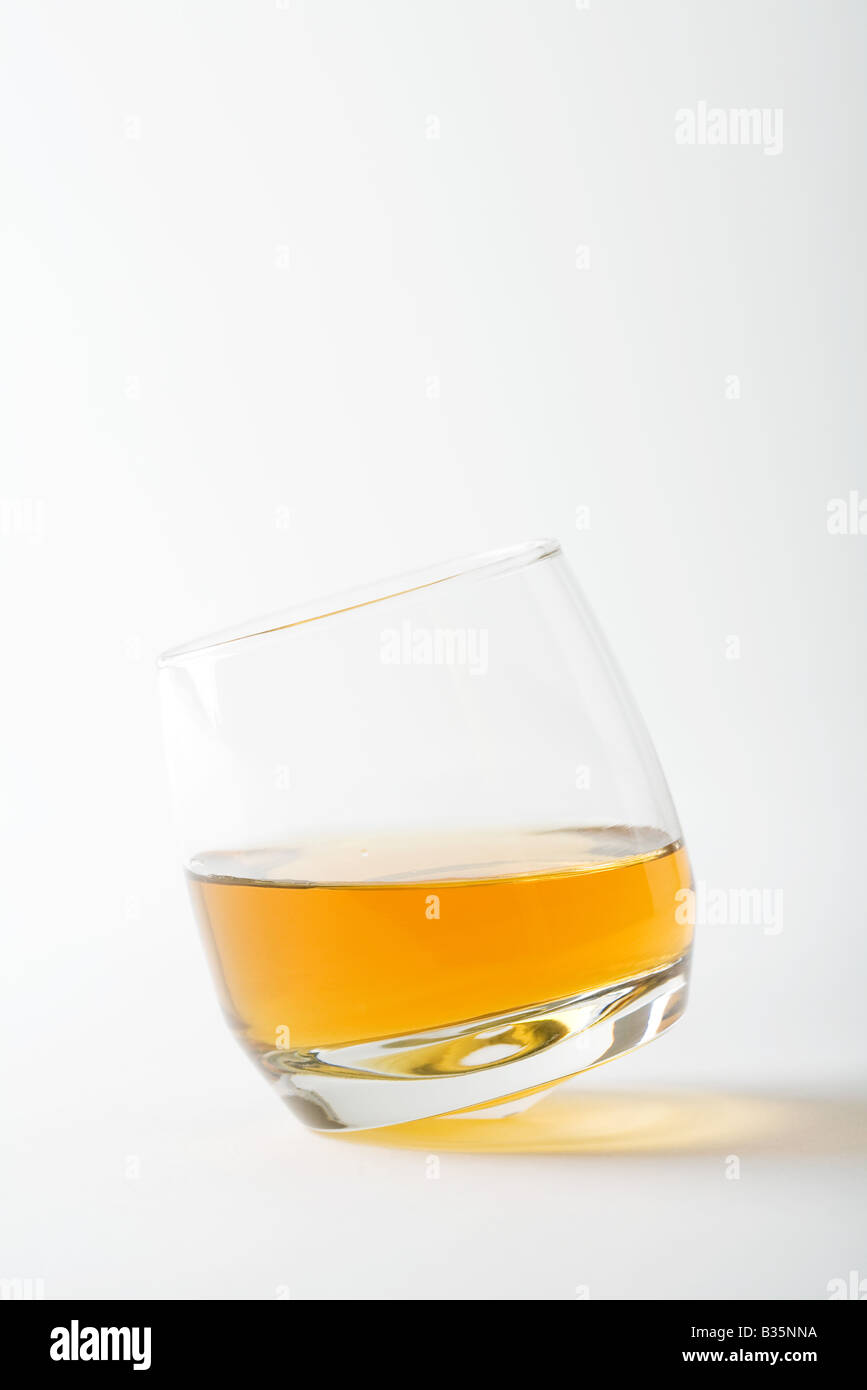 Spilled whiskey glass hi-res stock photography and images - Alamy