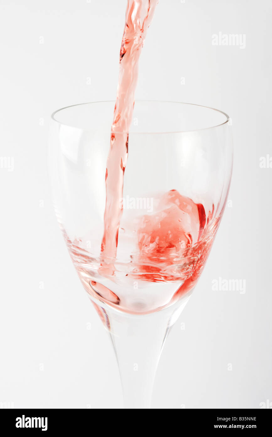 Poured shots glasses hi-res stock photography and images - Alamy