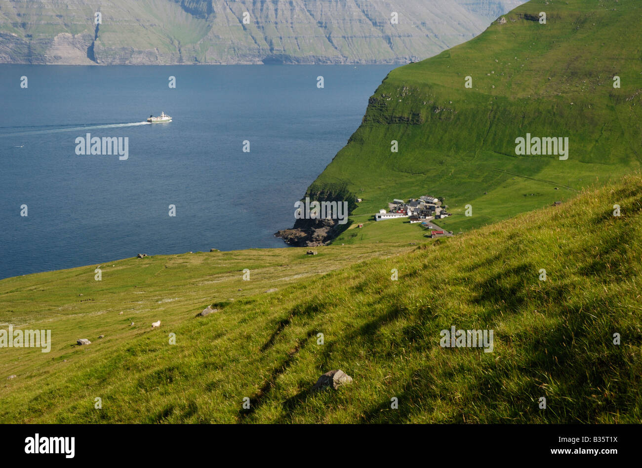 Faroe fishing boat hi-res stock photography and images - Alamy