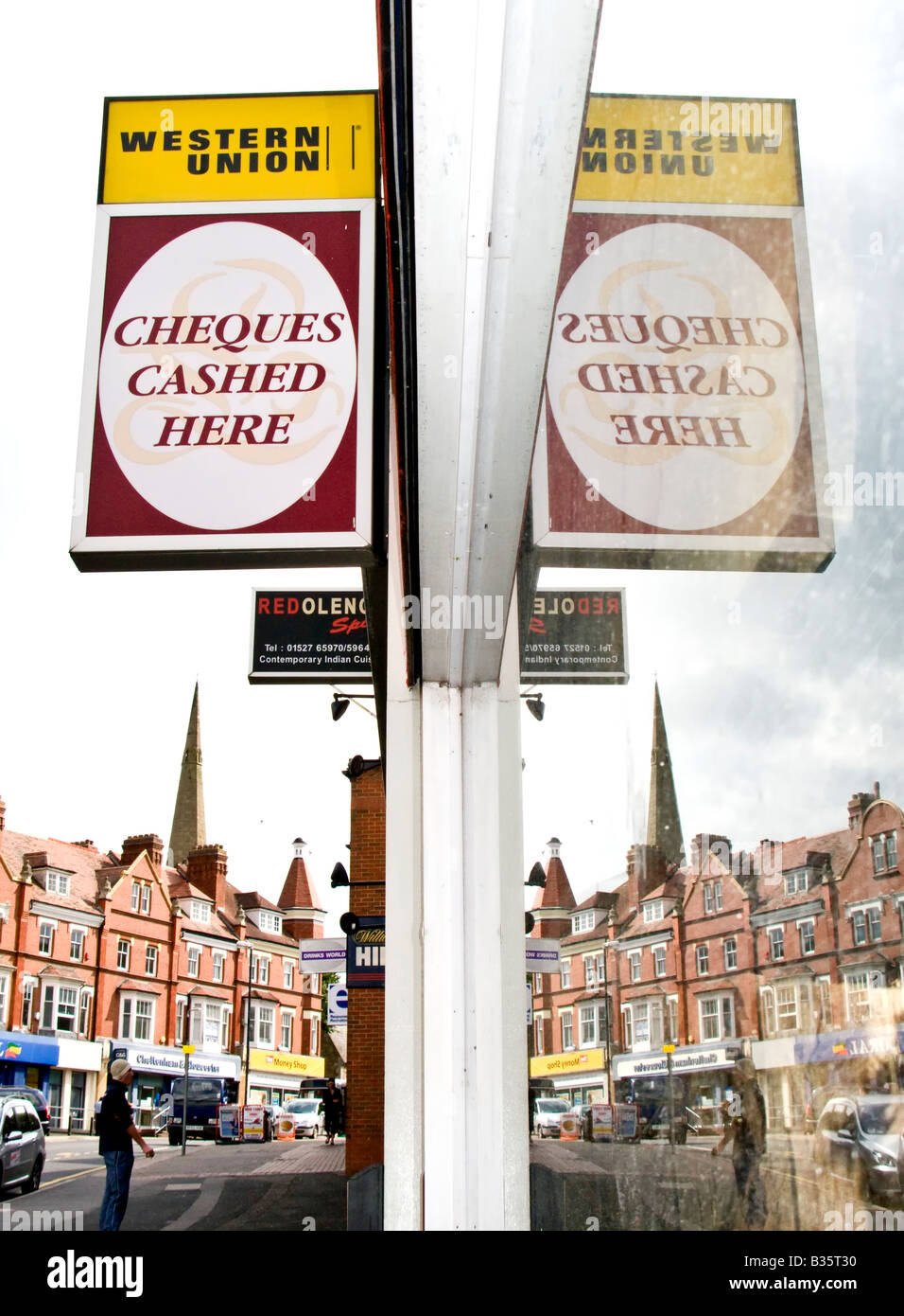 Cash a cheque hi-res stock photography and images - Alamy