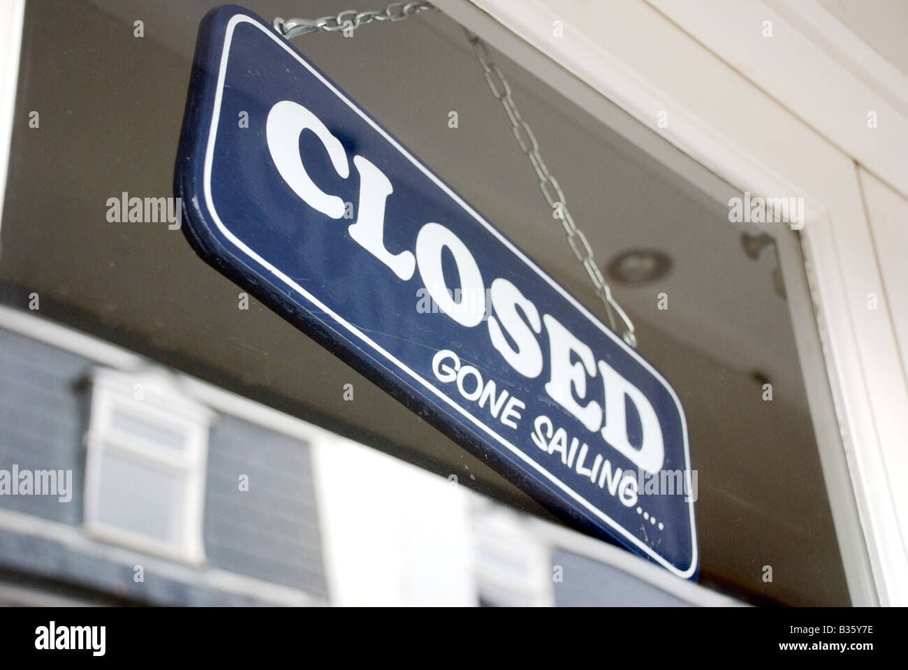 Closed - Gone Sailing sign in shop, Salcombe, Devon, UK Stock Photo - Alamy