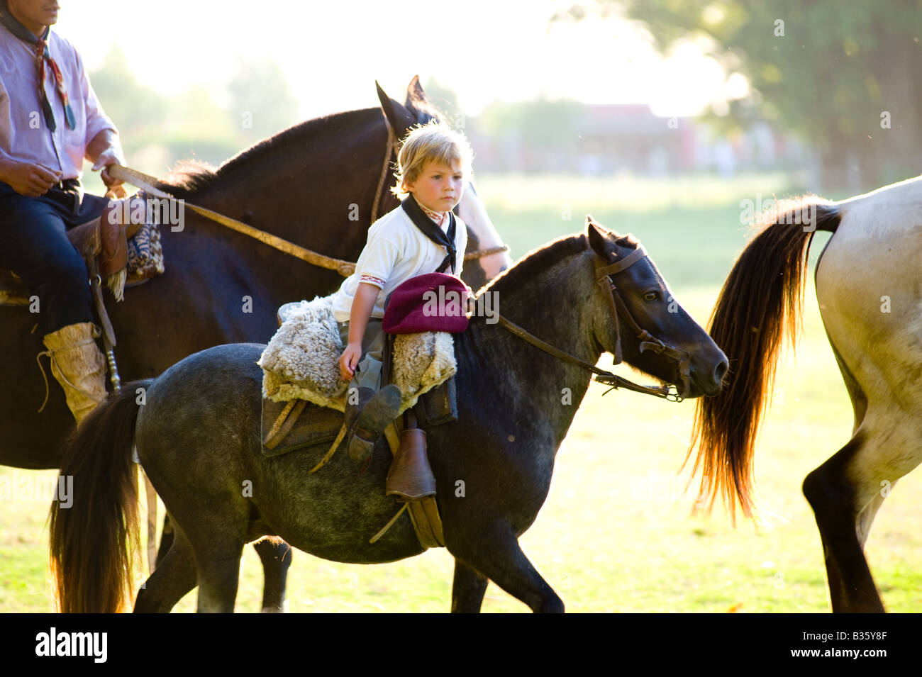 Traditional clothing argentina hi-res stock photography and images - Alamy
