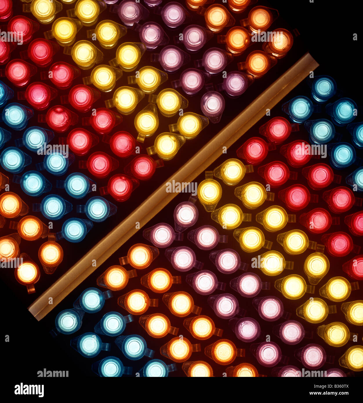 HUMAN CELL STORAGE AT BIOMEDICAL RESEARCH FACILITY Stock Photo - Alamy