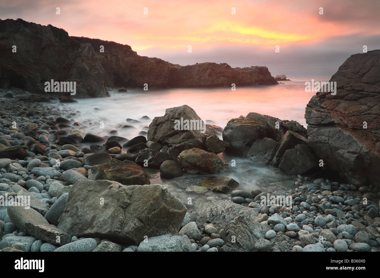 Red orange sky sunset hi-res stock photography and images - Alamy