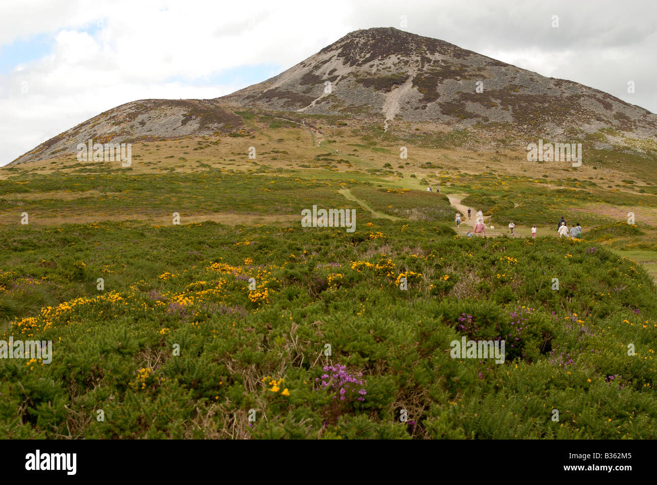 The mountain "Great Sugar Loaf", south of Dublin, with people walking ...