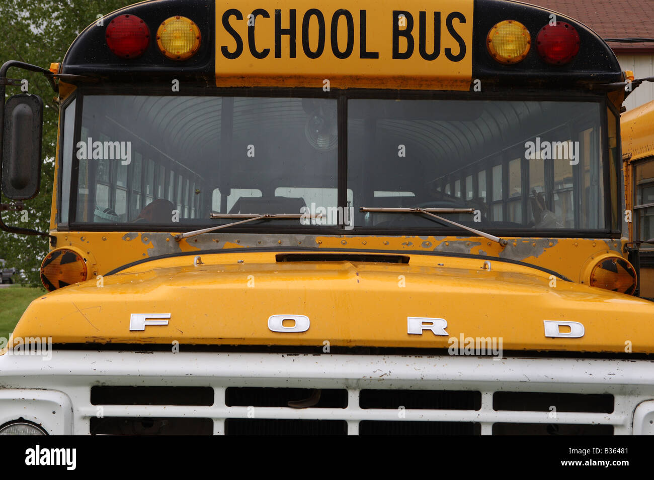 Bus windows broken hi-res stock photography and images - Alamy