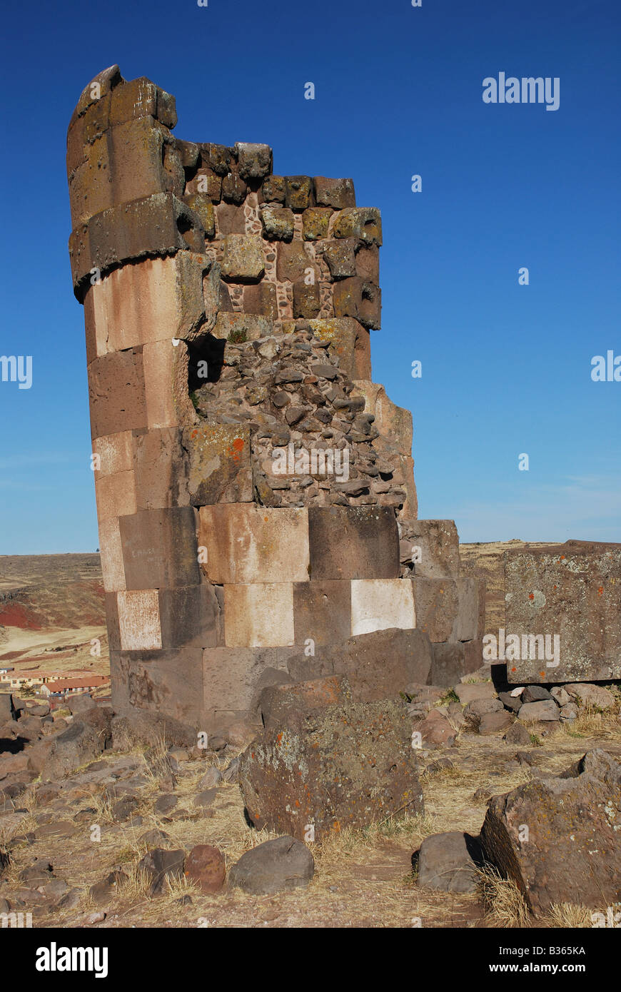 Peru, chullpas at sunset at Sillustani, Puno Stock Photo - Alamy