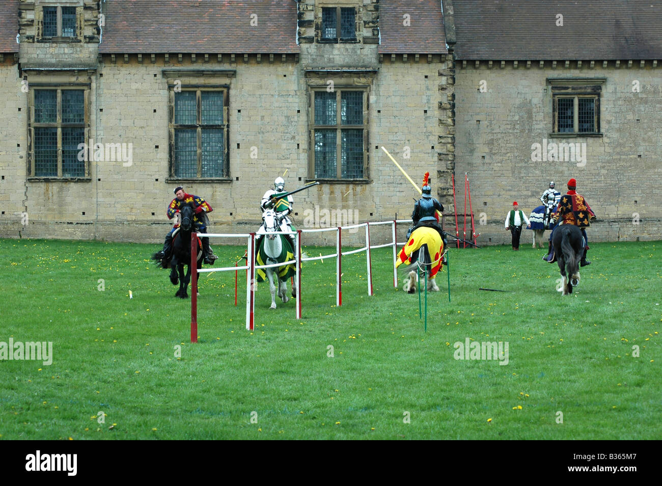 Jousting lance hi-res stock photography and images - Alamy