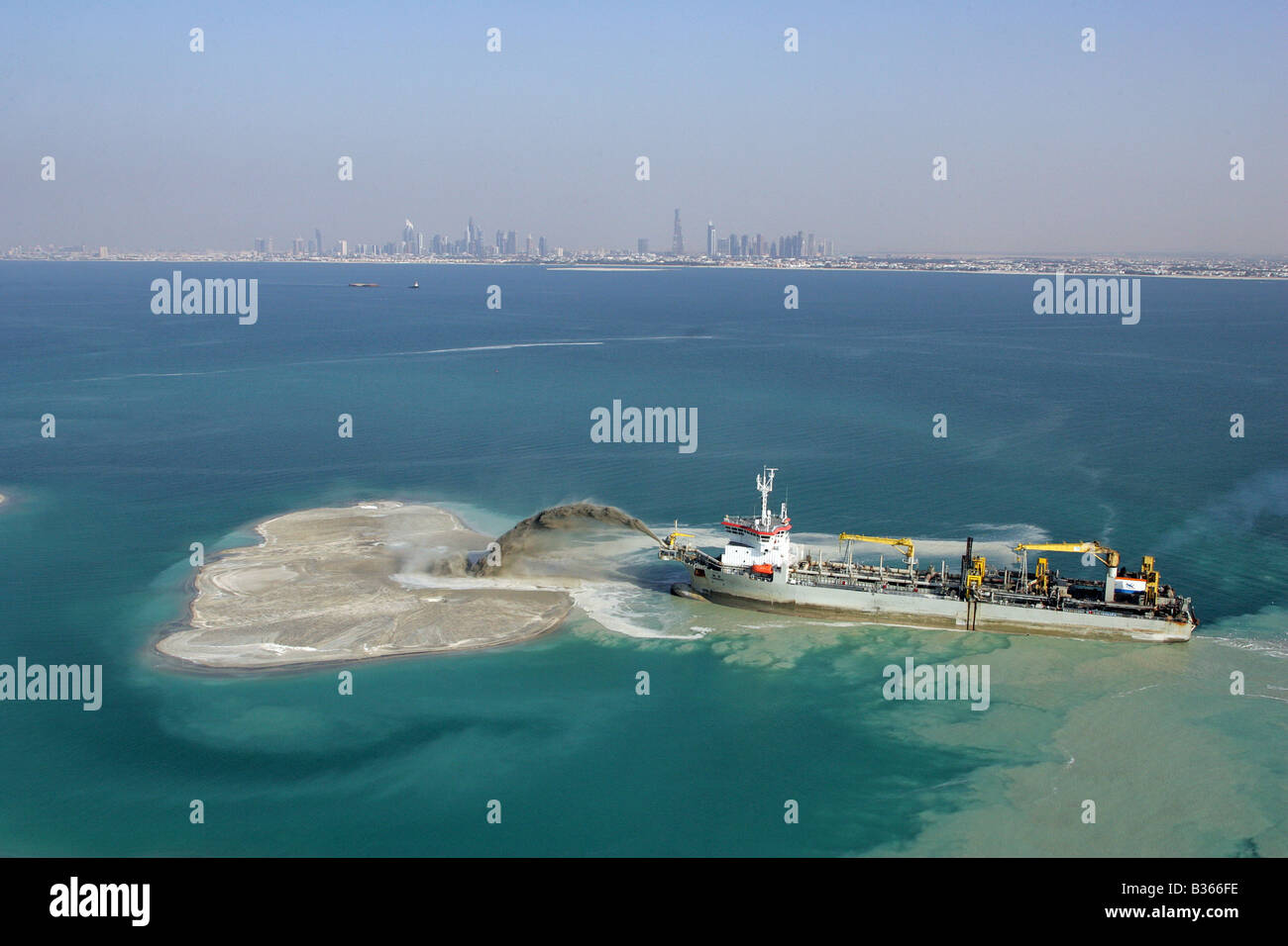 Dredging Dubai High Resolution Stock Photography and Images - Alamy