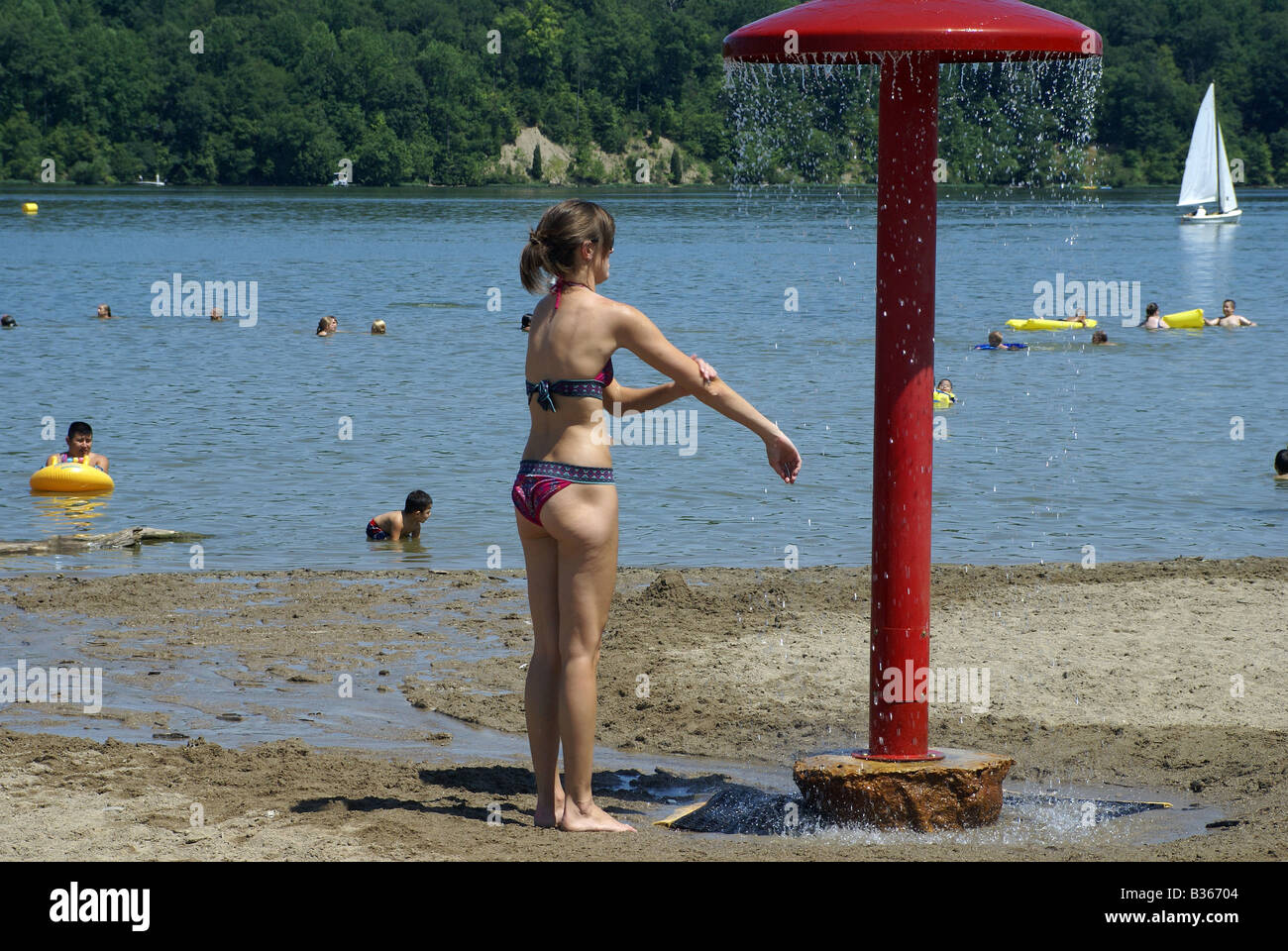Beach shower hi-res stock photography and images - Alamy