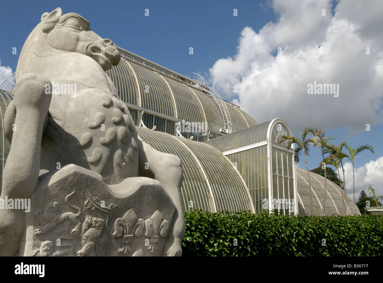 England, London, sculpture representing one o the ten heraldic Queen's ...