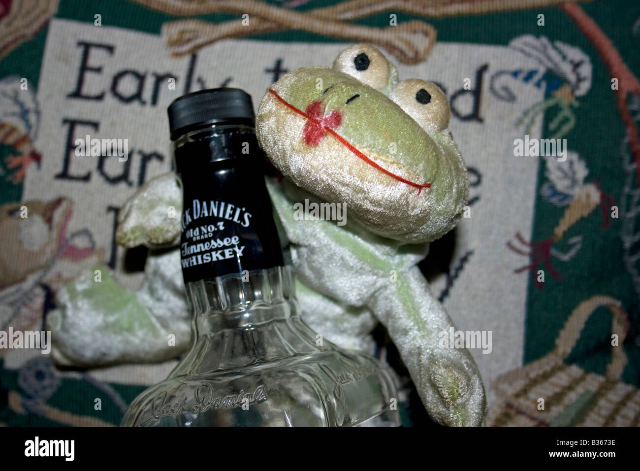 Drunk frog hi-res stock photography and images - Alamy