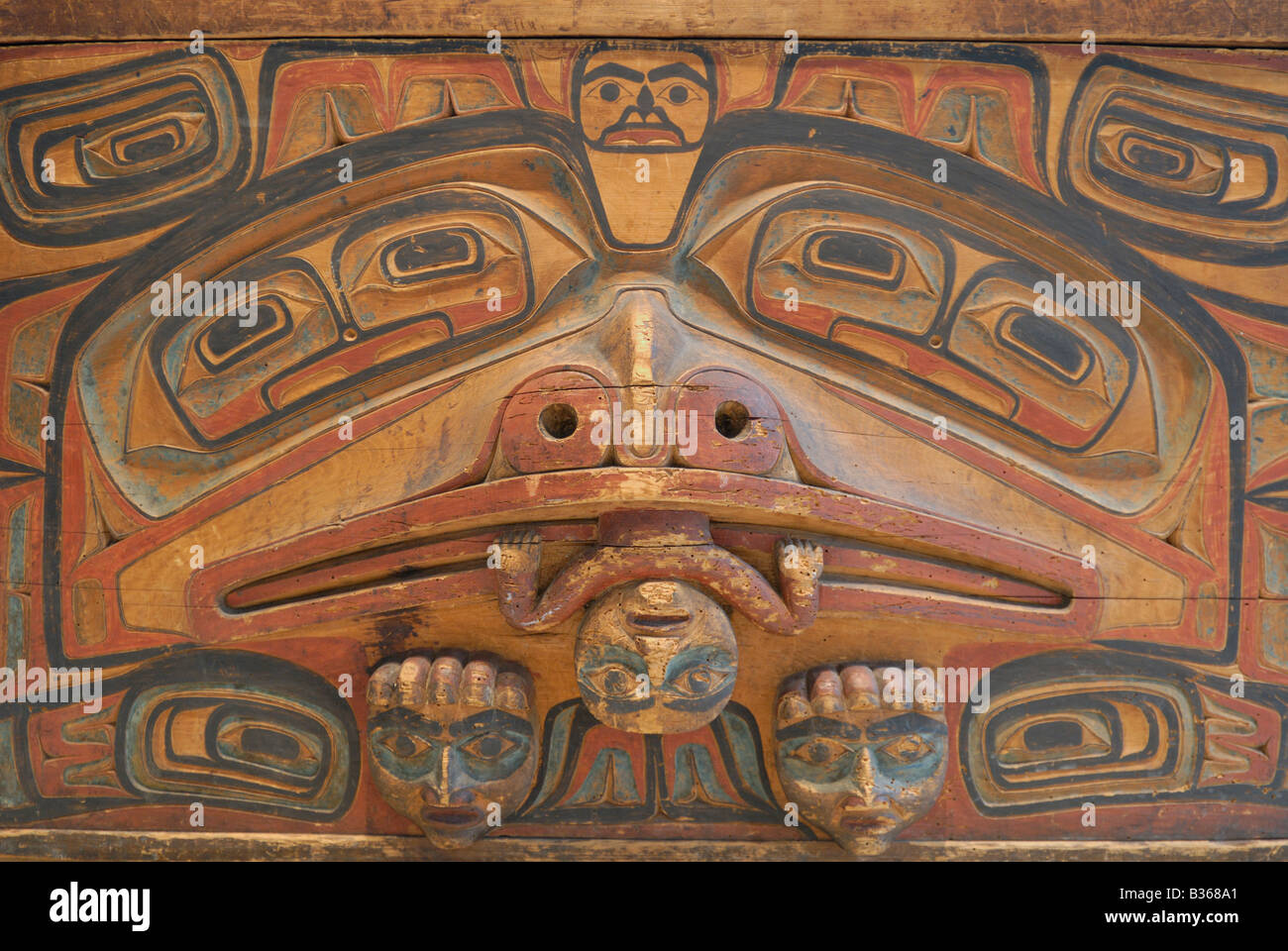Native canadian artifact hi-res stock photography and images - Alamy