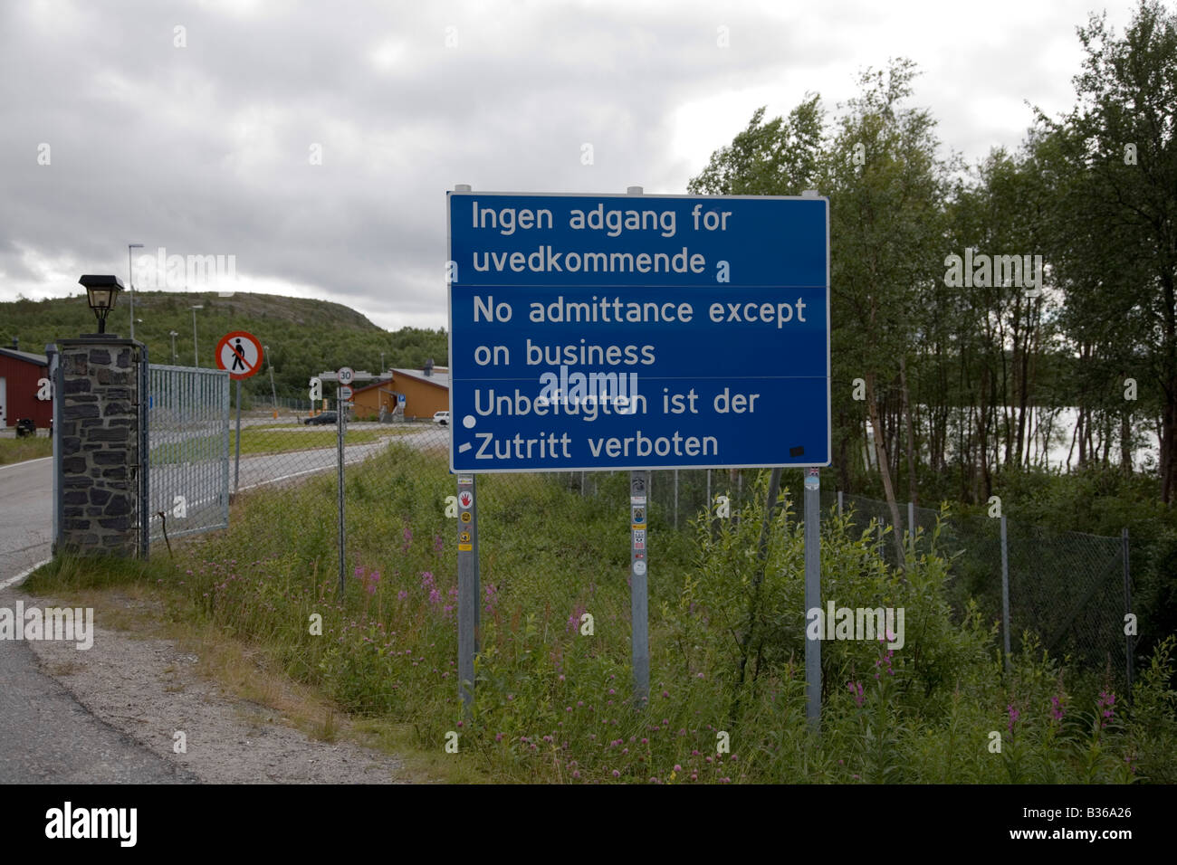 Norway russian border hi-res stock photography and images - Alamy