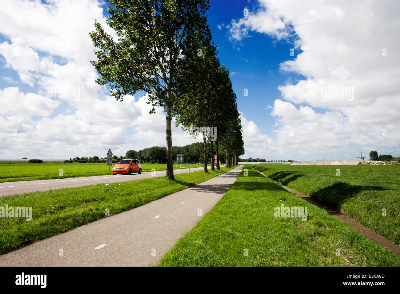 Network road highway hi-res stock photography and images - Alamy