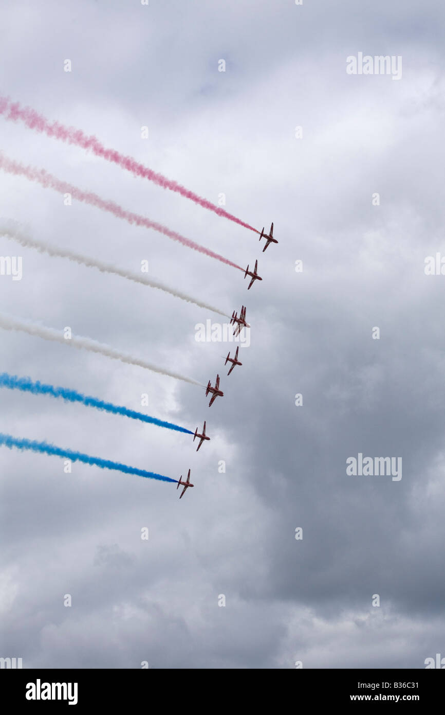 The Red Arrows at Farnborough International Airshow July 2008 Stock ...
