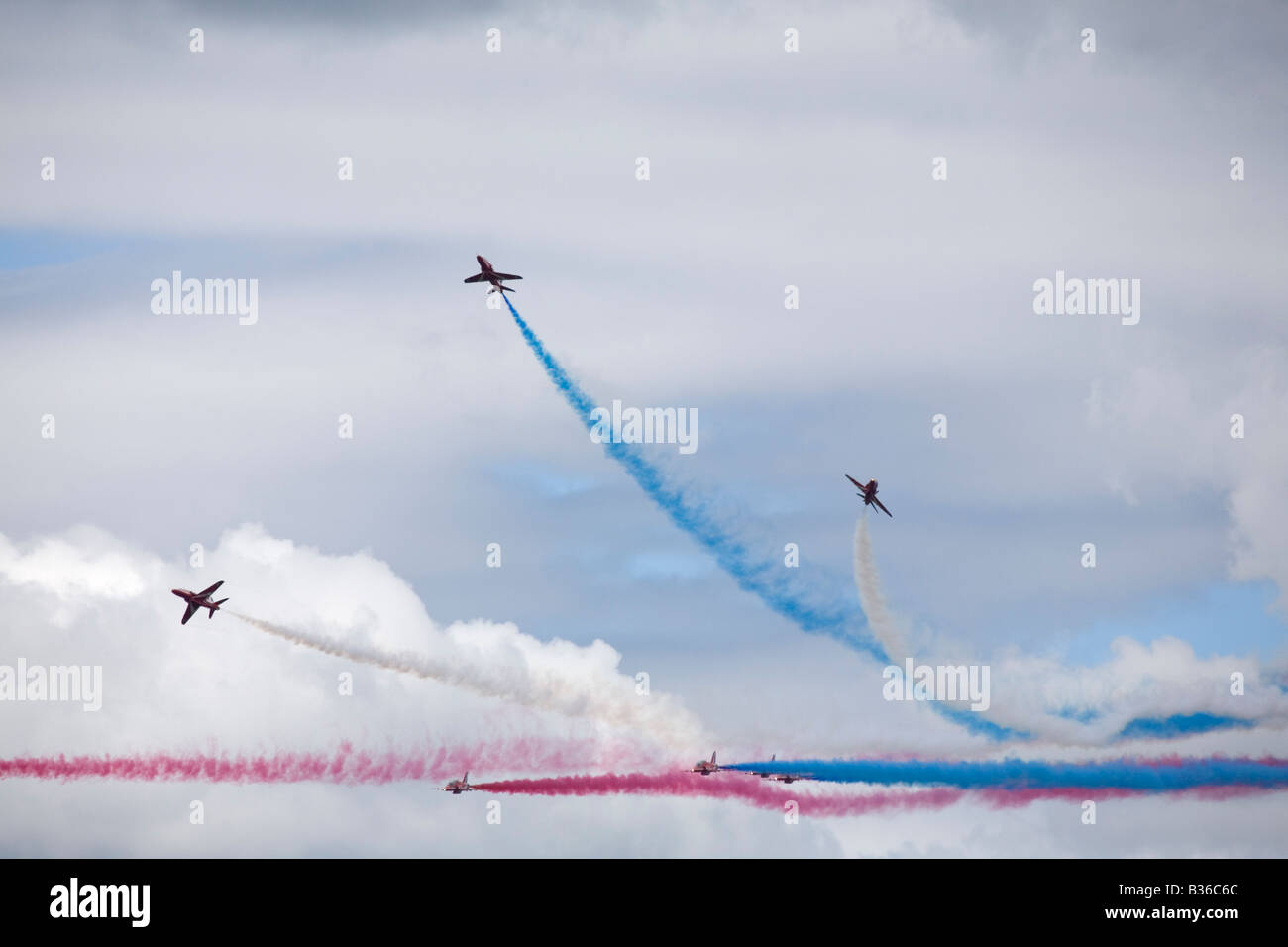 The Red Arrows at Farnborough International Airshow July 2008 Stock ...