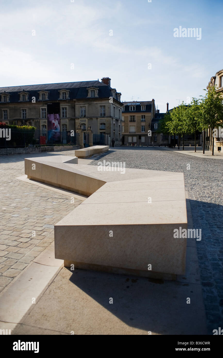 Stone seating hi-res stock photography and images - Alamy