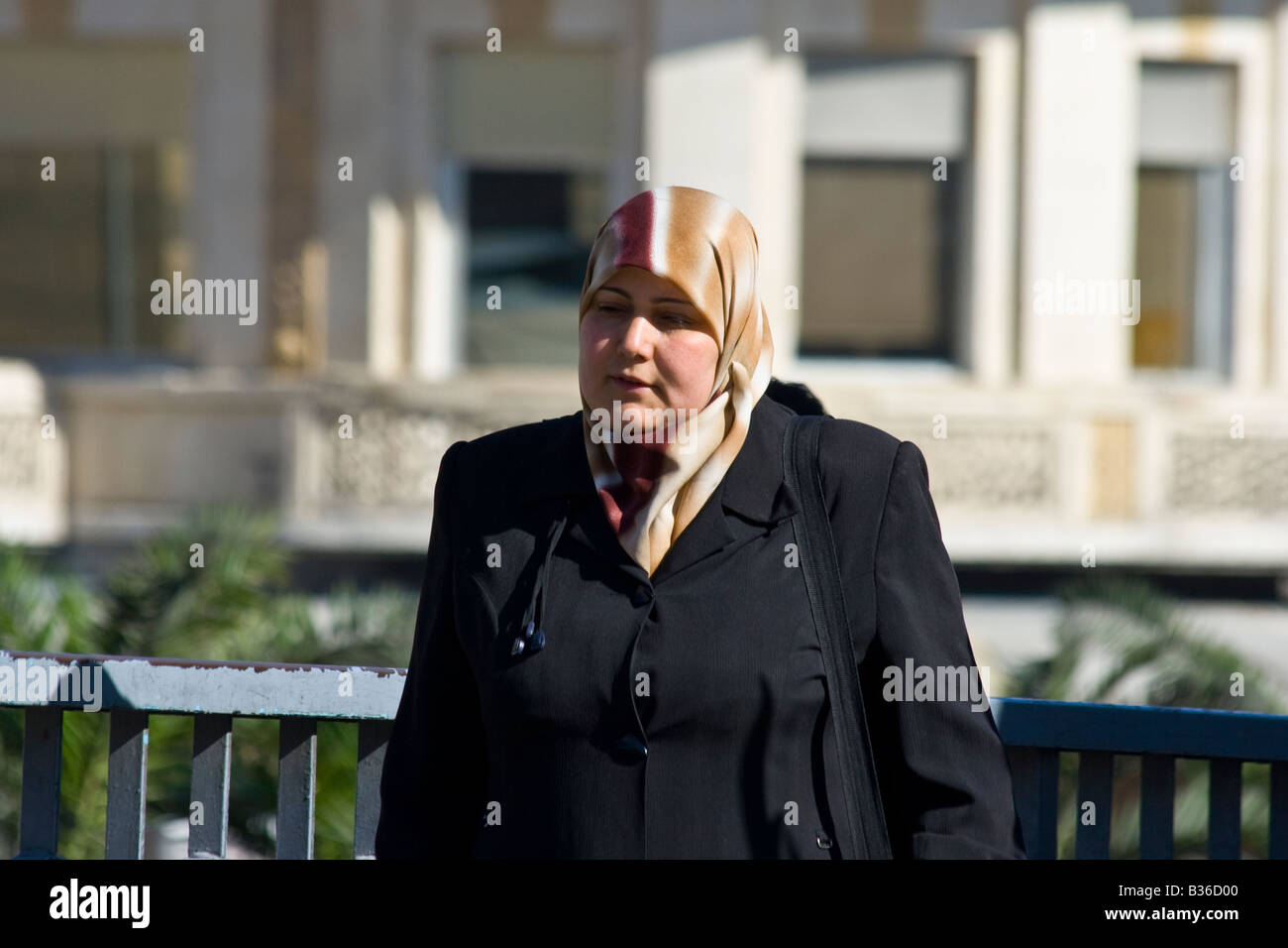 Muslim Woman in Damascus Syria Stock Photo - Alamy