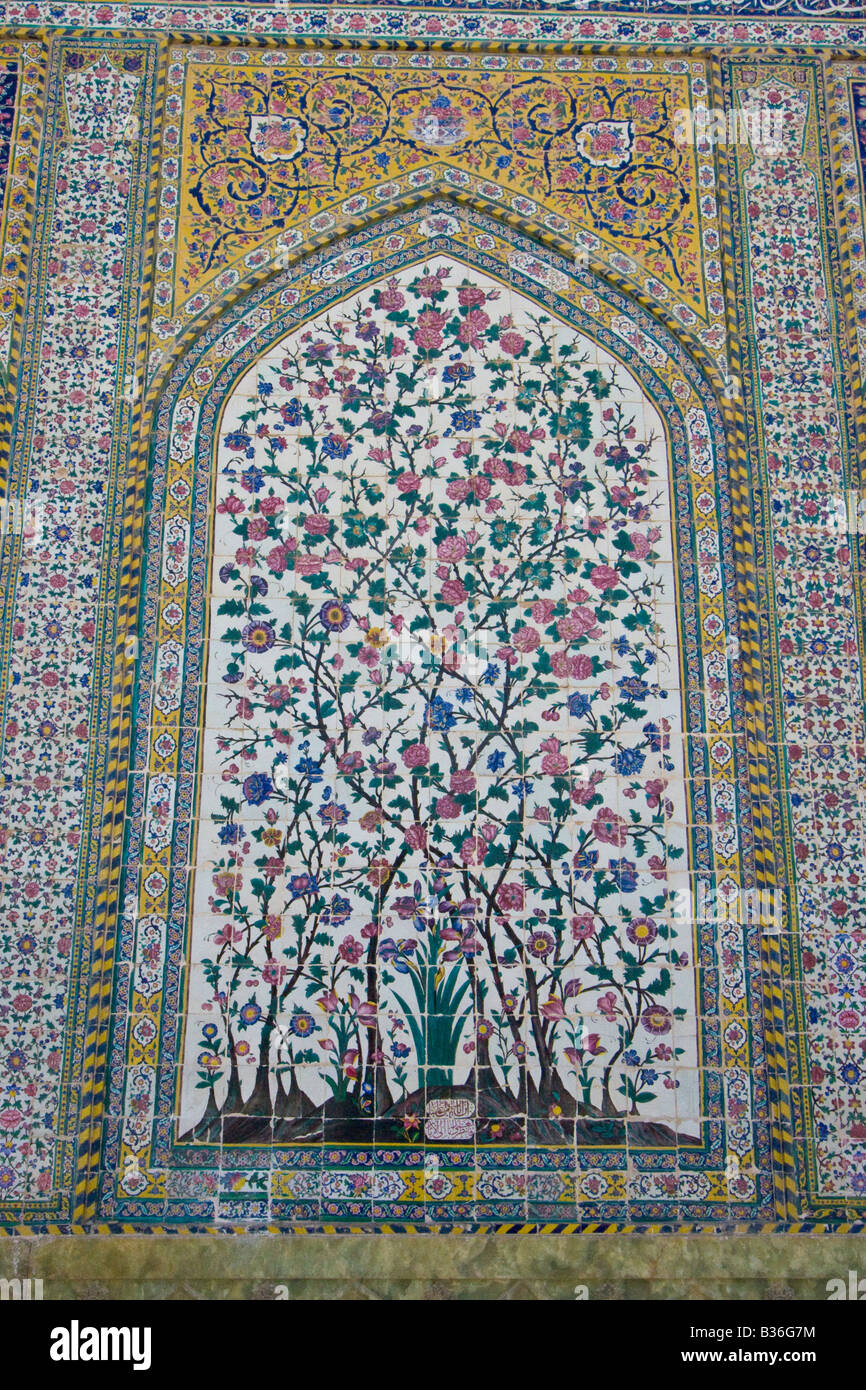 Tile at vakil mosque hi-res stock photography and images - Alamy