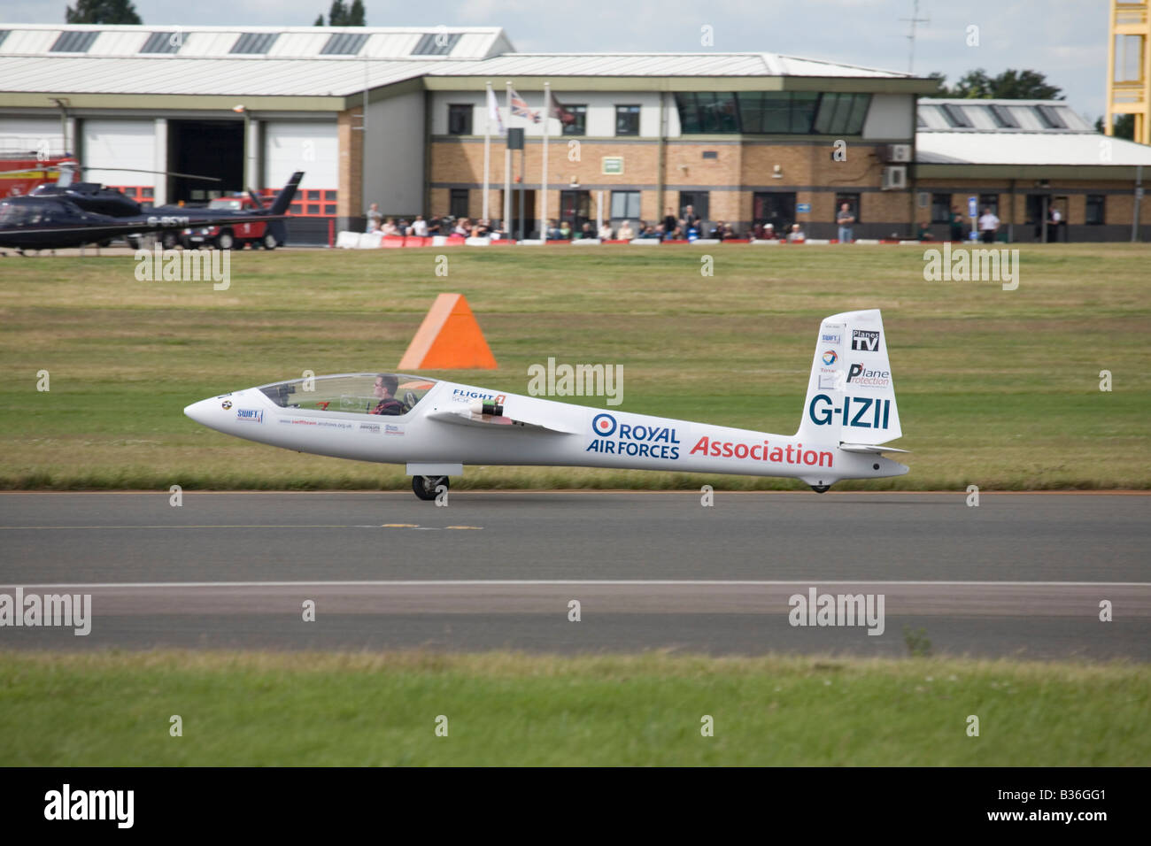 Swift Aerobatic Display Team at Farnborough International Airshow July ...