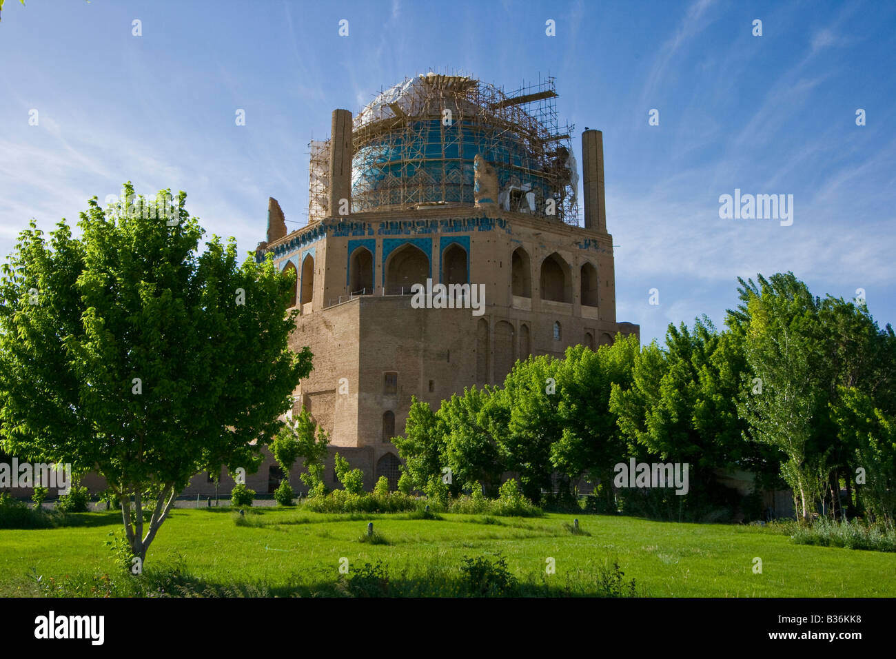 Oljeitu Mausoleum in Soltaniyeh Iran Stock Photo - Alamy