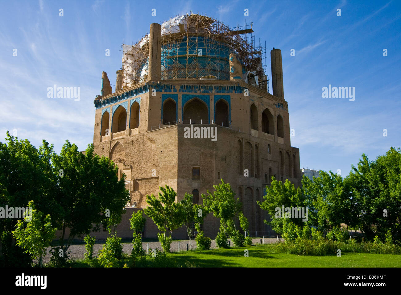 Oljeitu Mausoleum in Soltaniyeh Iran Stock Photo - Alamy