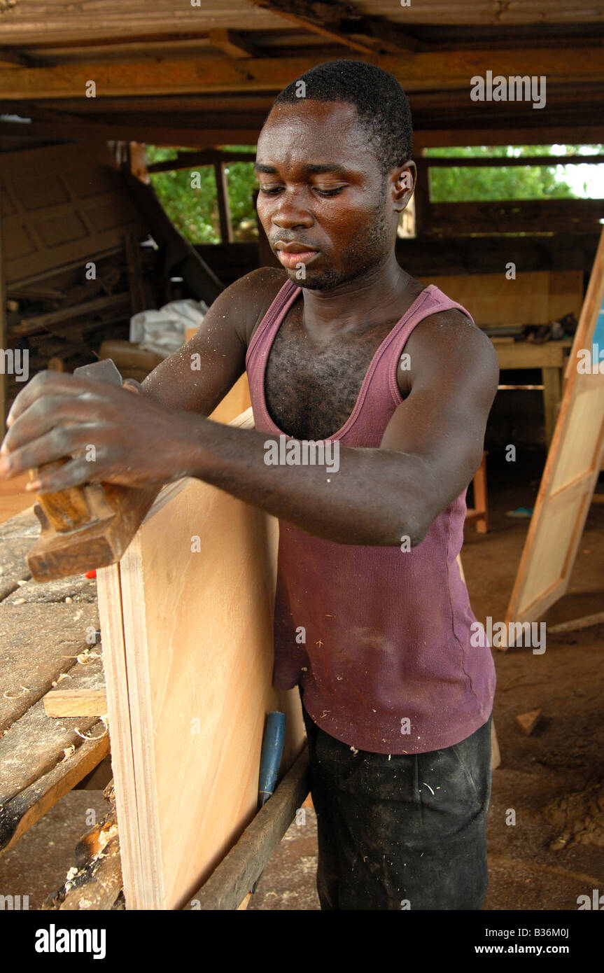 Carpenter at work in a cabinetmaking, Accra, Ghana Stock Photo - Alamy
