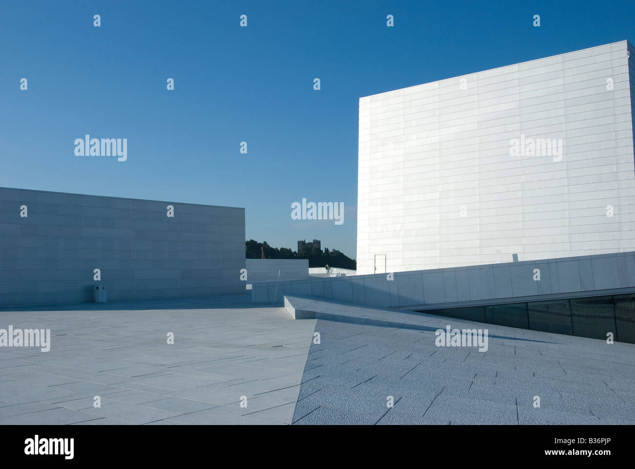 Oslo opera house roof hi-res stock photography and images - Alamy