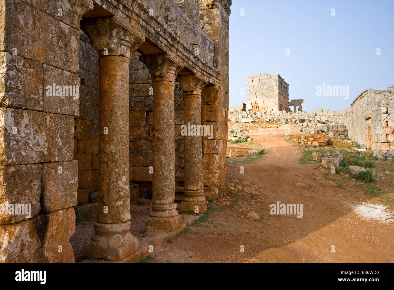 Roman tavern hi-res stock photography and images - Alamy