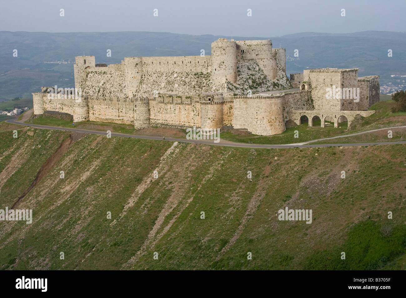 Crak Des Chevaliers or Al Hosn Crusader Castle in Syria Stock Photo - Alamy