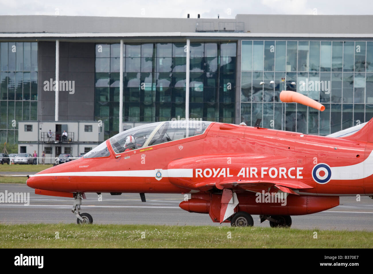 The Red Arrows at Farnborough International Airshow July 2008 Stock ...