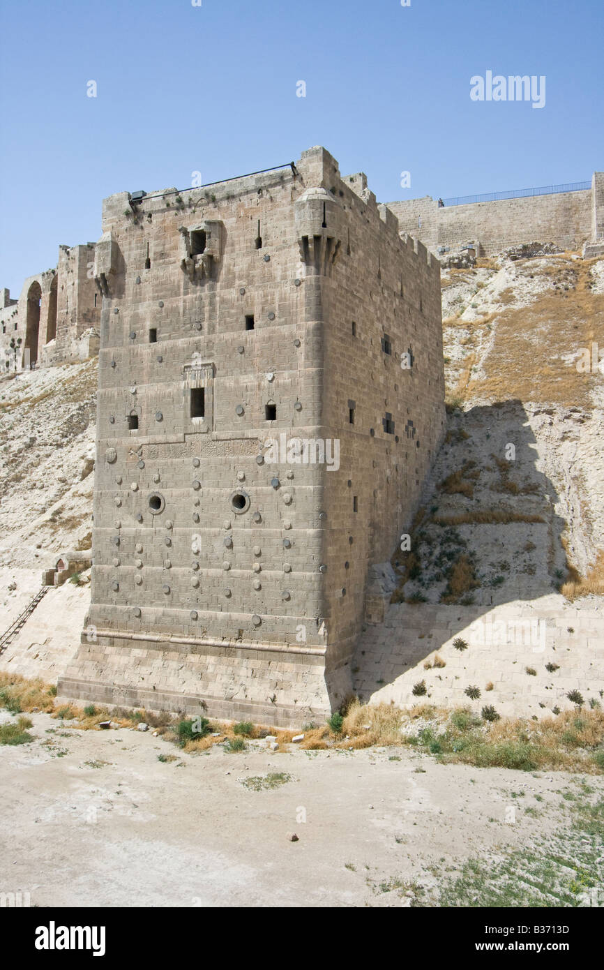 Eastern middle tower hi-res stock photography and images - Alamy