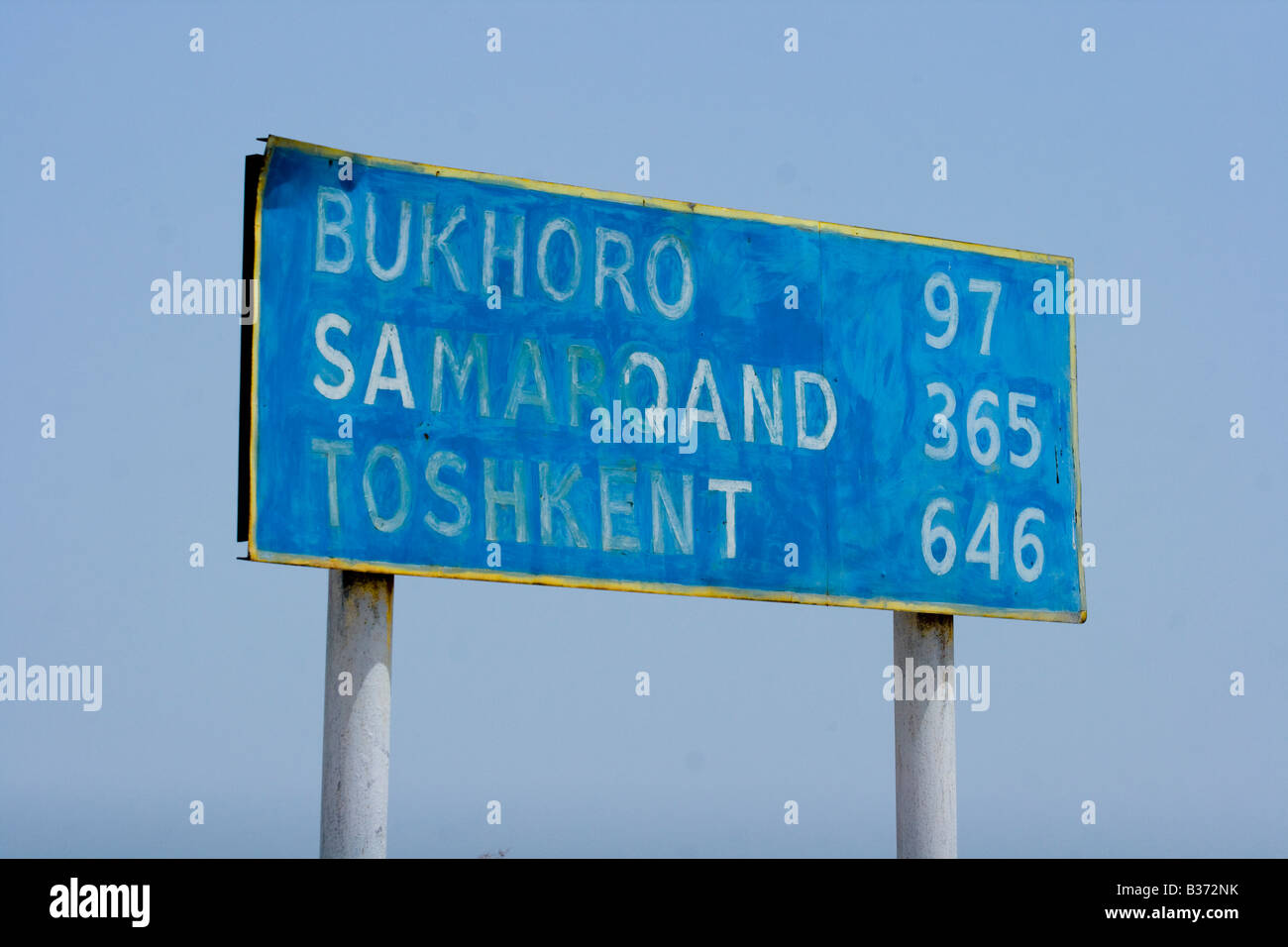 Highway Distance Marker Sign in Uzbekistan Stock Photo - Alamy