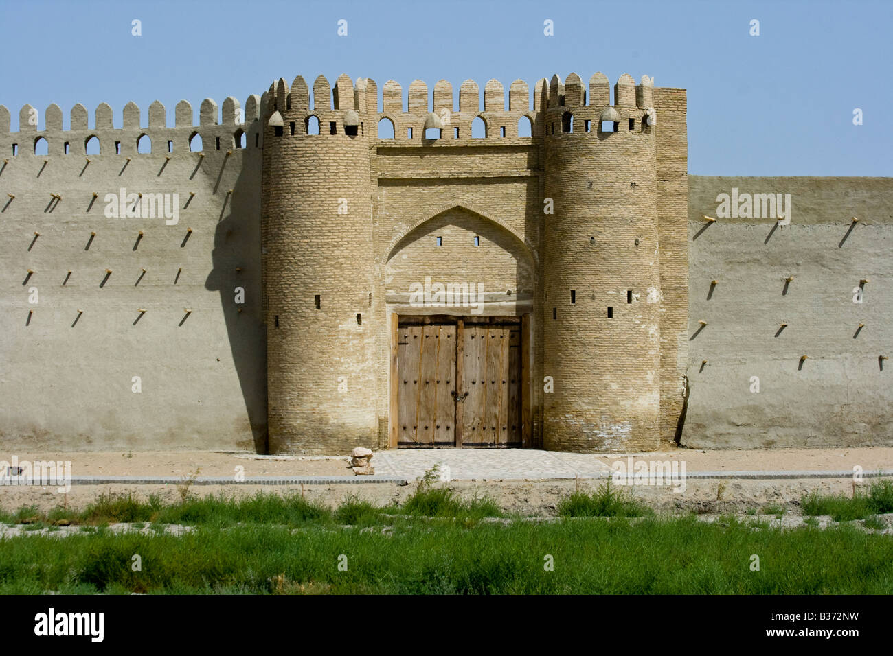 The outer city wall hi-res stock photography and images - Alamy