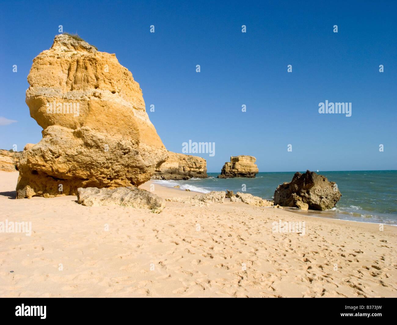 Praia de Sao Rafael Albufeira Algarve Portugal Stock Photo - Alamy