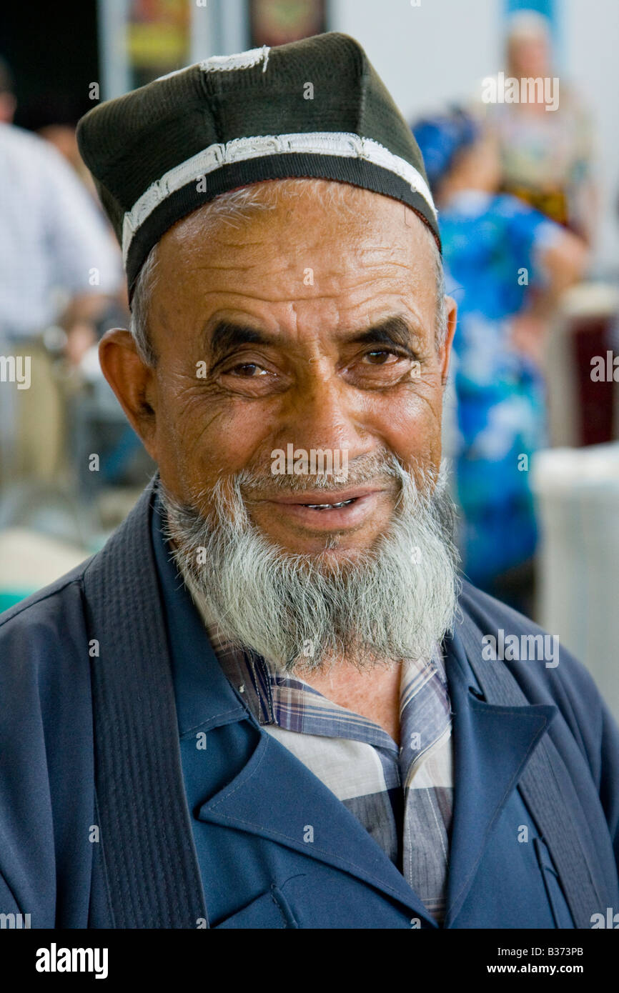 Uzbek Man Wearing a Traditional Hat in the Siab Bazaar in Samarkand ...