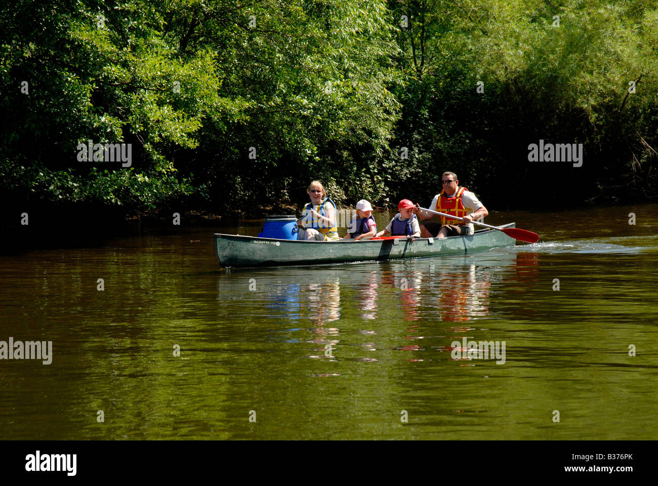 Canoeing on the River Wye,Symond's Yat, Herefordshire Stock Photo - Alamy