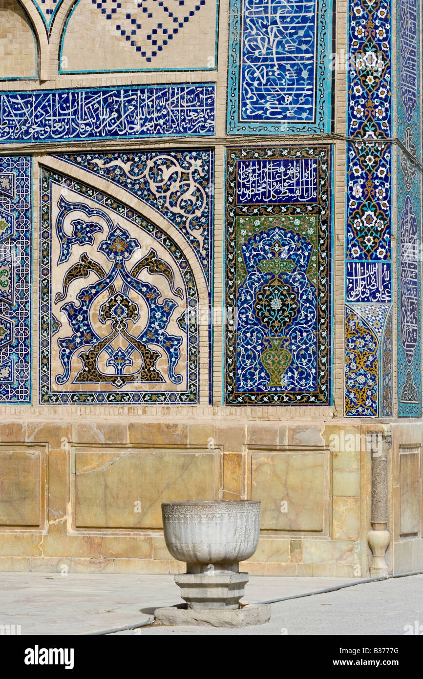 Iran water clock hi-res stock photography and images - Alamy