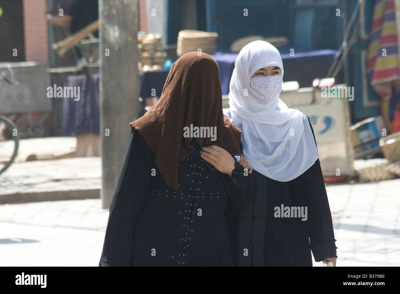 Kashi china uygur muslim women hi-res stock photography and images - Alamy