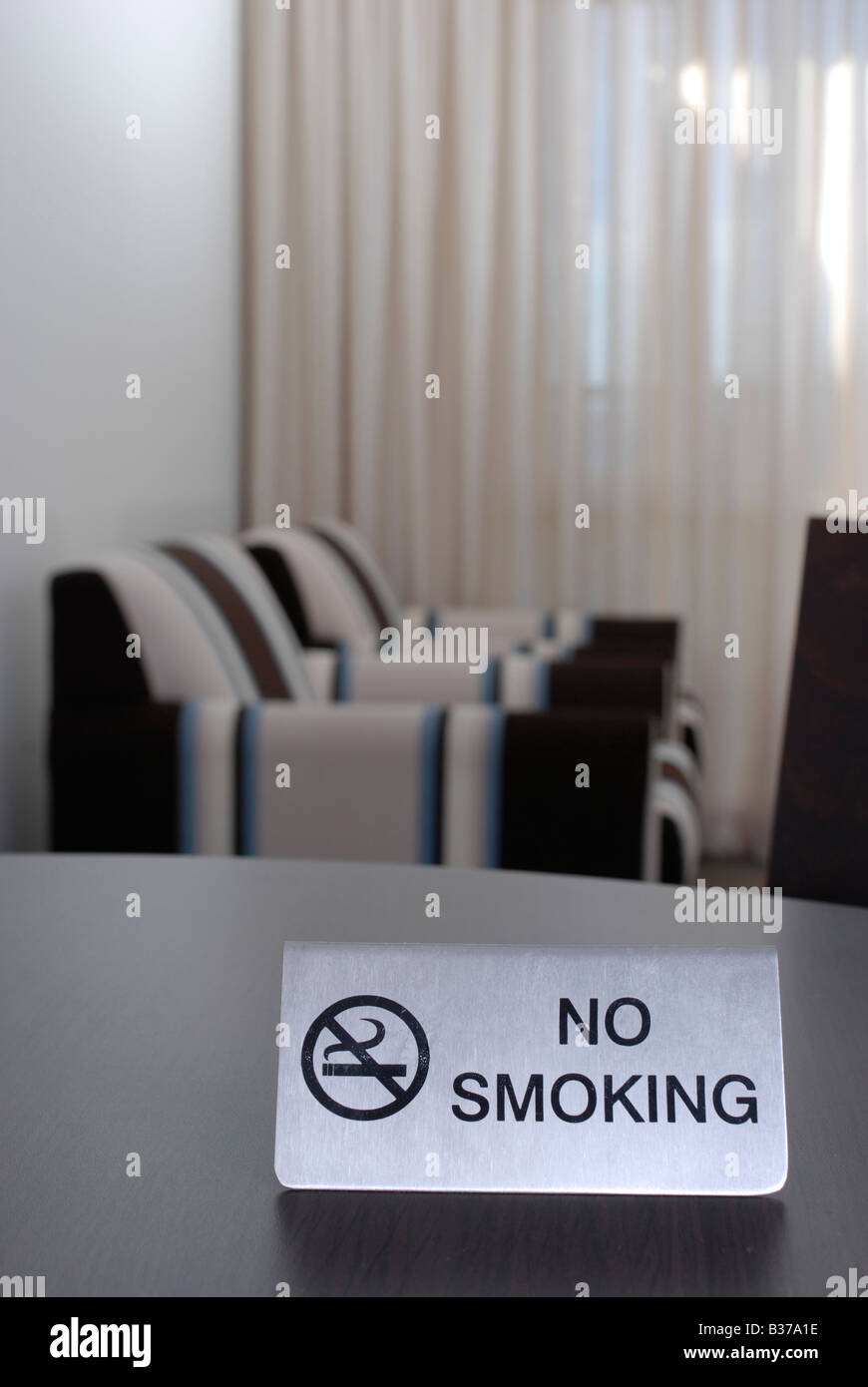 No smoking hotel room hi-res stock photography and images - Alamy