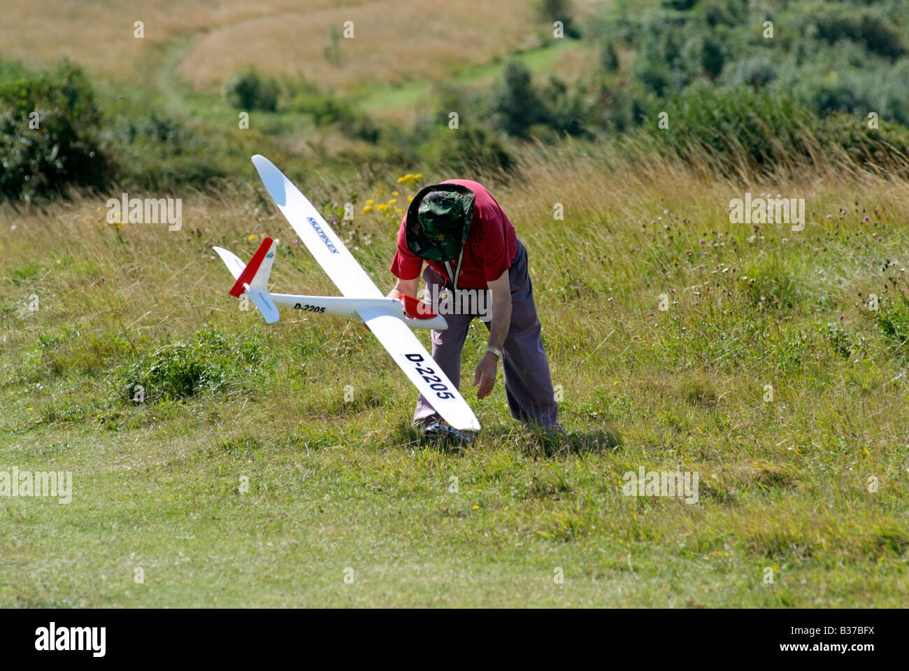 Airplane retrieval hi-res stock photography and images - Alamy