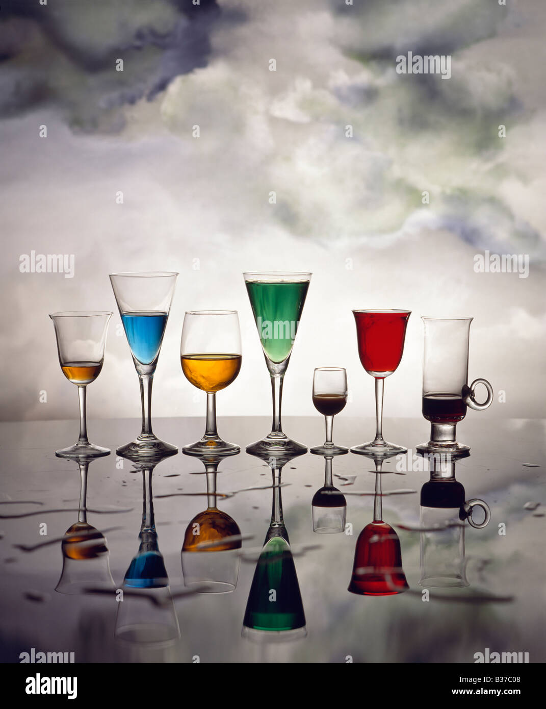 Cocktails varieties hi-res stock photography and images - Alamy