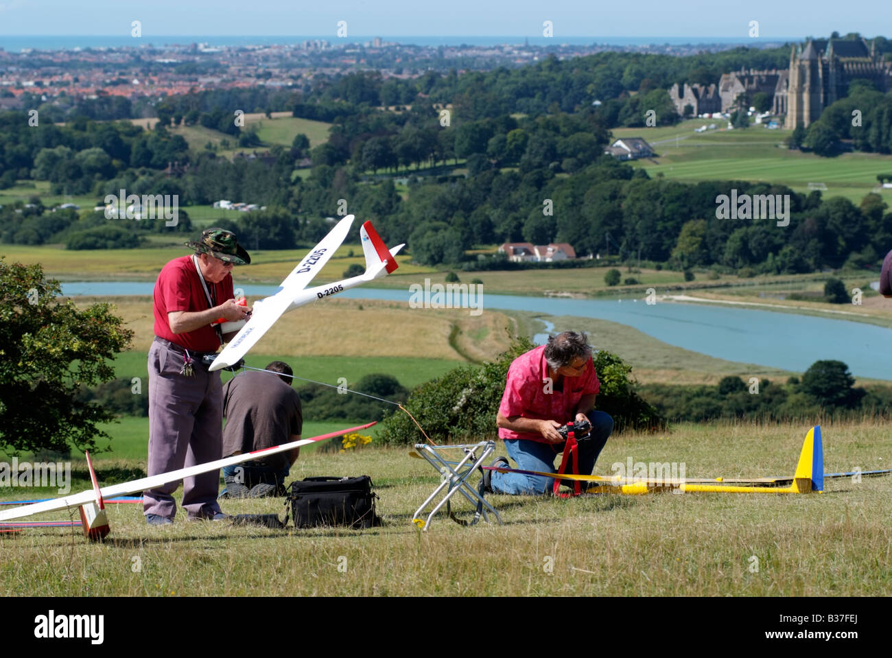 Flying model planes hi-res stock photography and images - Alamy