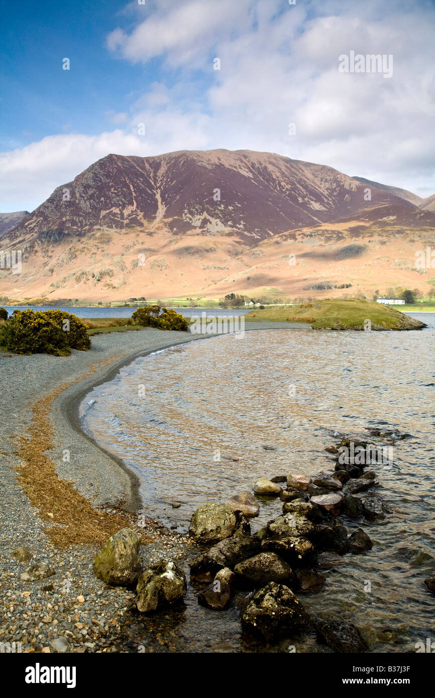 Grasmoor crummock water lake district hi-res stock photography and ...