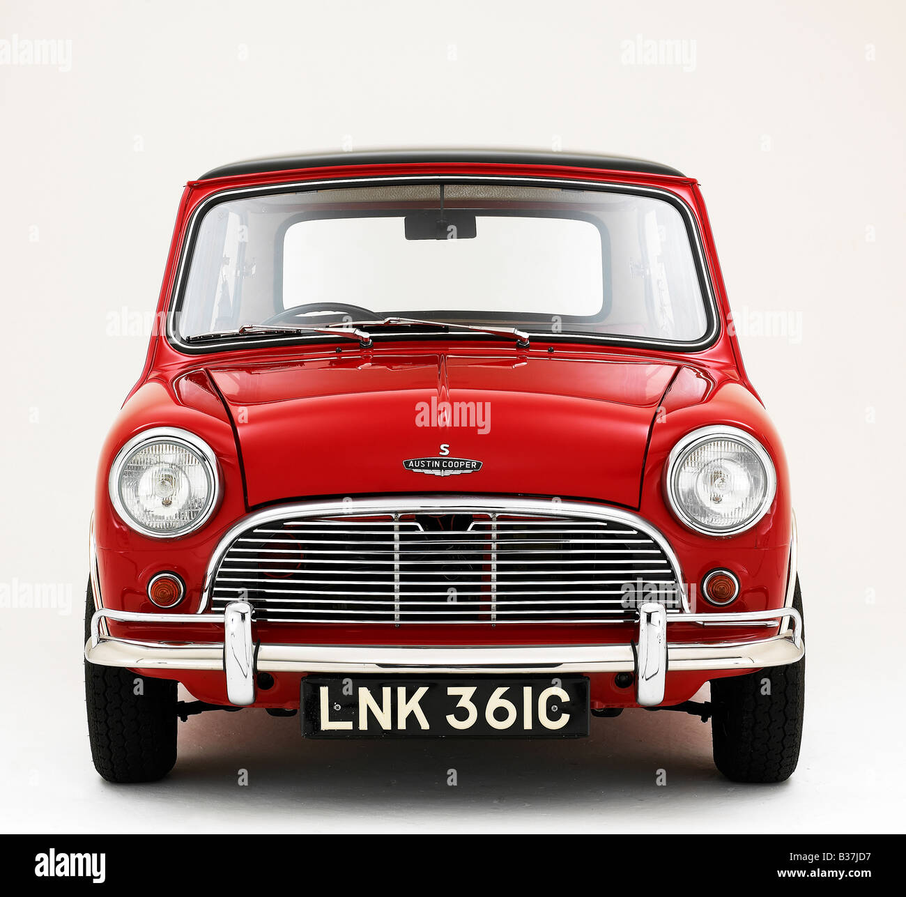 Car mini austin studio hi-res stock photography and images - Alamy