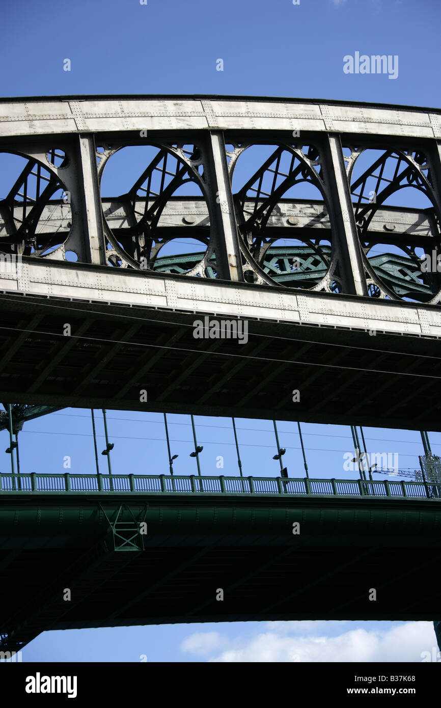 Bowstring girder bridge hi-res stock photography and images - Alamy
